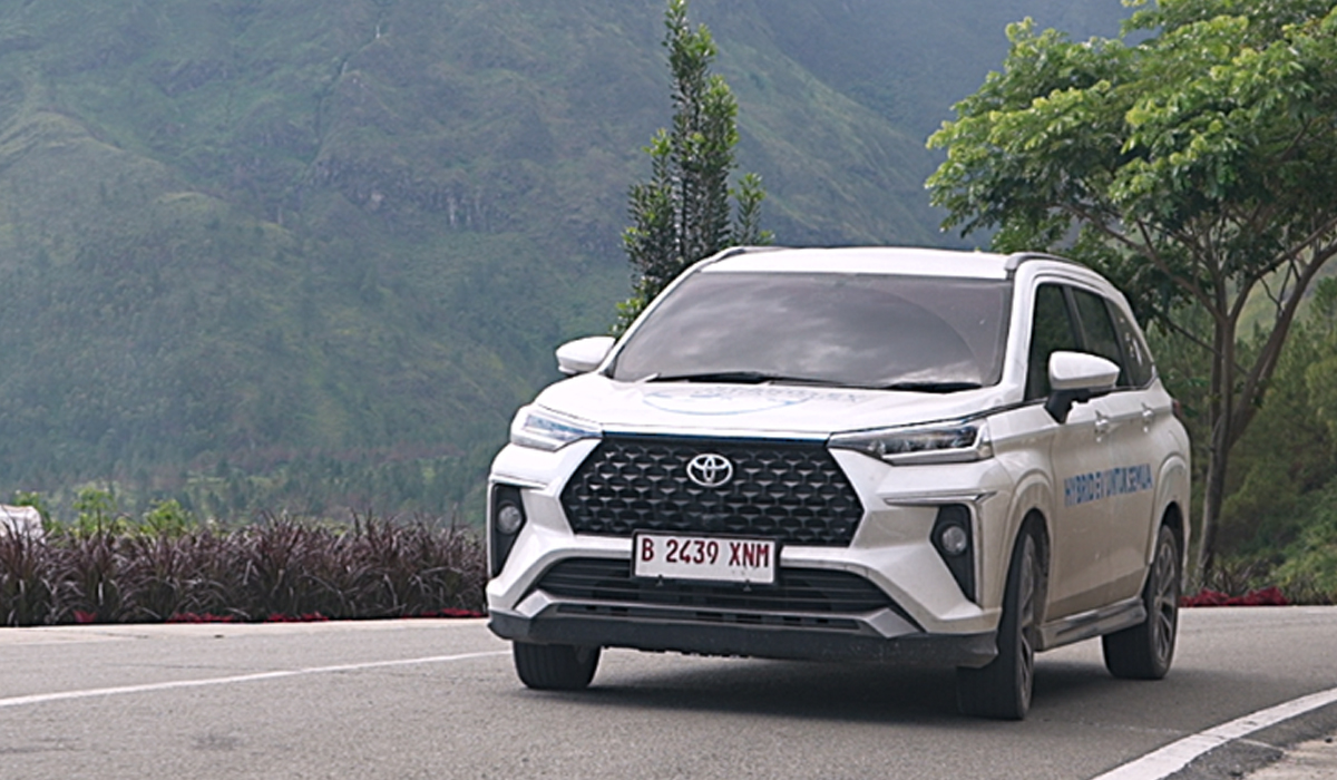 Toyota Setop Produksi Veloz Bensin, Fokus ke Model Hybrid