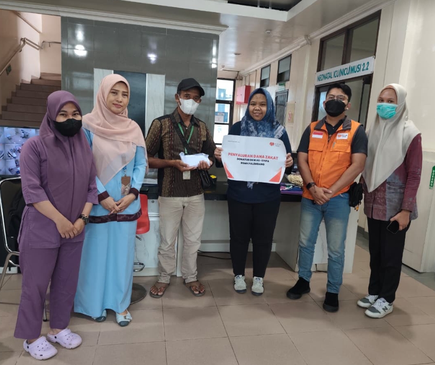 DKM As Syifa RSMH Palembang dan Rumah Zakat Salurkan Bantuan Biaya ...